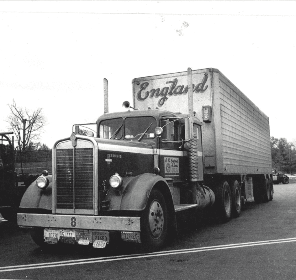 90 años de legado: la pérdida de Gene England, líder legendario de C.R ...